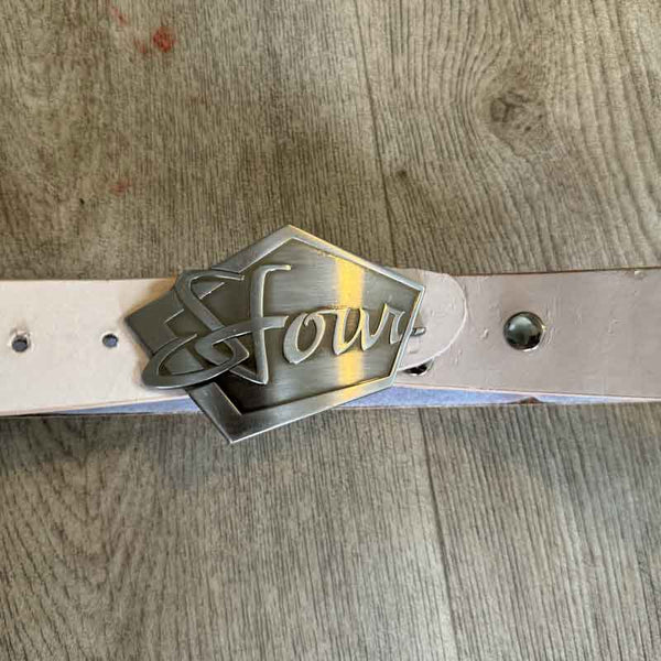 sz 40 pale pink belt with big buckle – Mount Vic and Me
